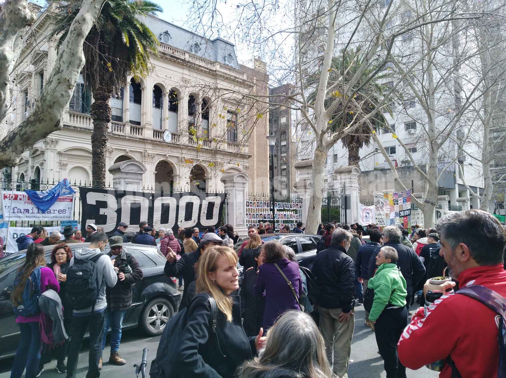 Perpetua para los asesinos de Carlos Alberto Bosso y María Isabel ...